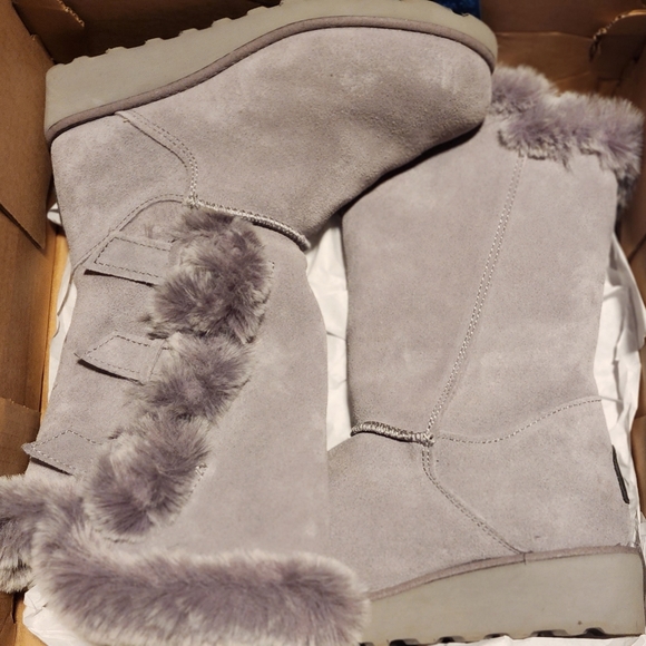 BearPaw | Shoes | On Sale Genevieve Gray Fog Bearpaw Boots | Poshmark